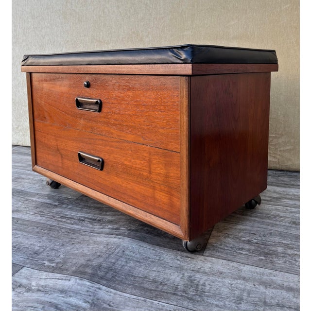 Mid Century Modern Lane Rolling Record Storage Bench. Circa 1970s ...