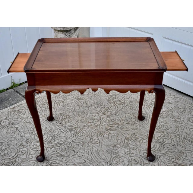 Vintage Henkel-Harris Mahogany Queen Anne Tea Table W/Pull-Outs | Chairish
