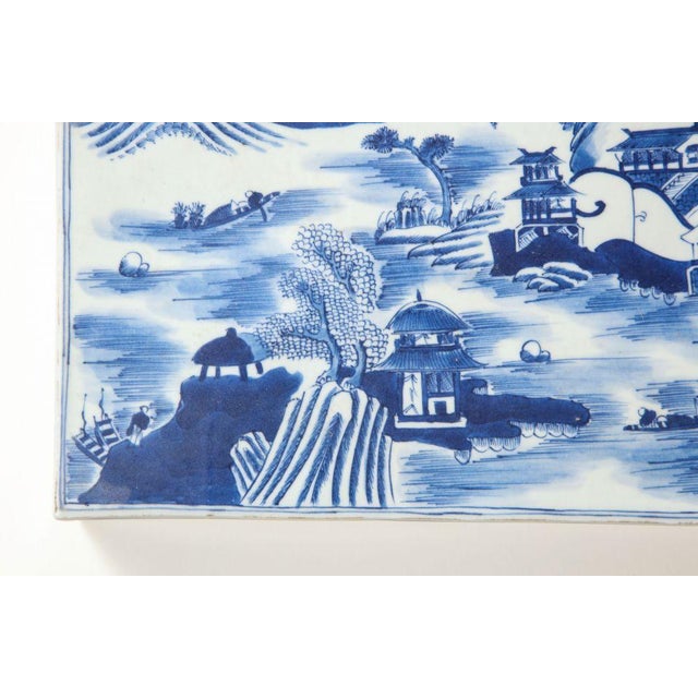 Chinese Export Blue and White Porcelain Box | Chairish