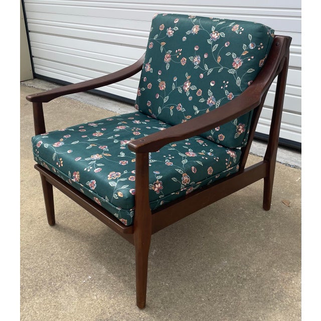 Vintage MCM Lounge Chair | Chairish
