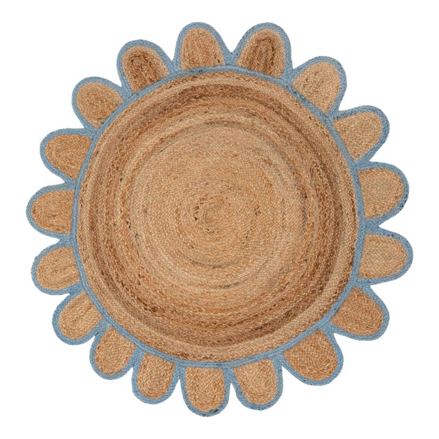 Blue Round Jute Scallop Rug - 4'x4' | Chairish