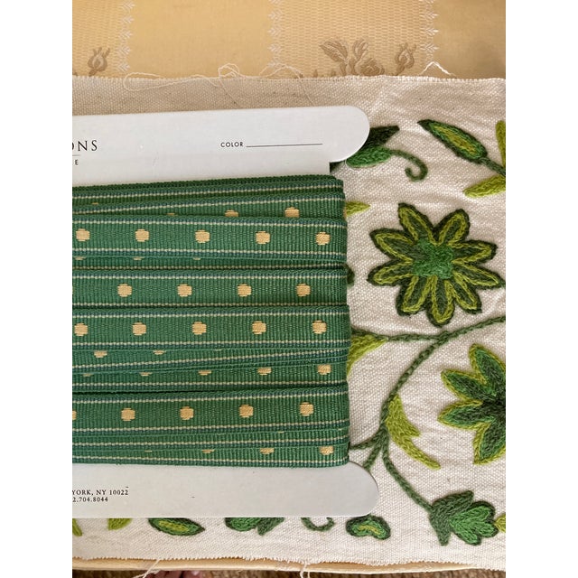 Samuel & Sons Domas Passementerie Dotted Braid Kelly Green Fabric Trim ...