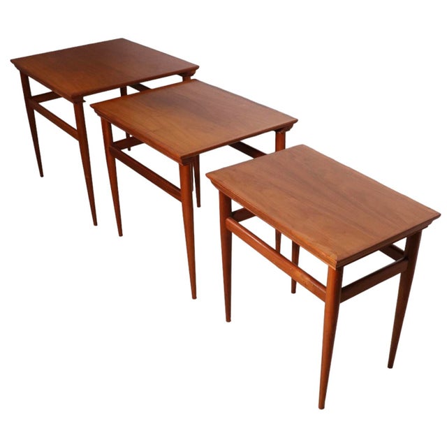 Mid Century Nesting Tables by Heritage | Chairish