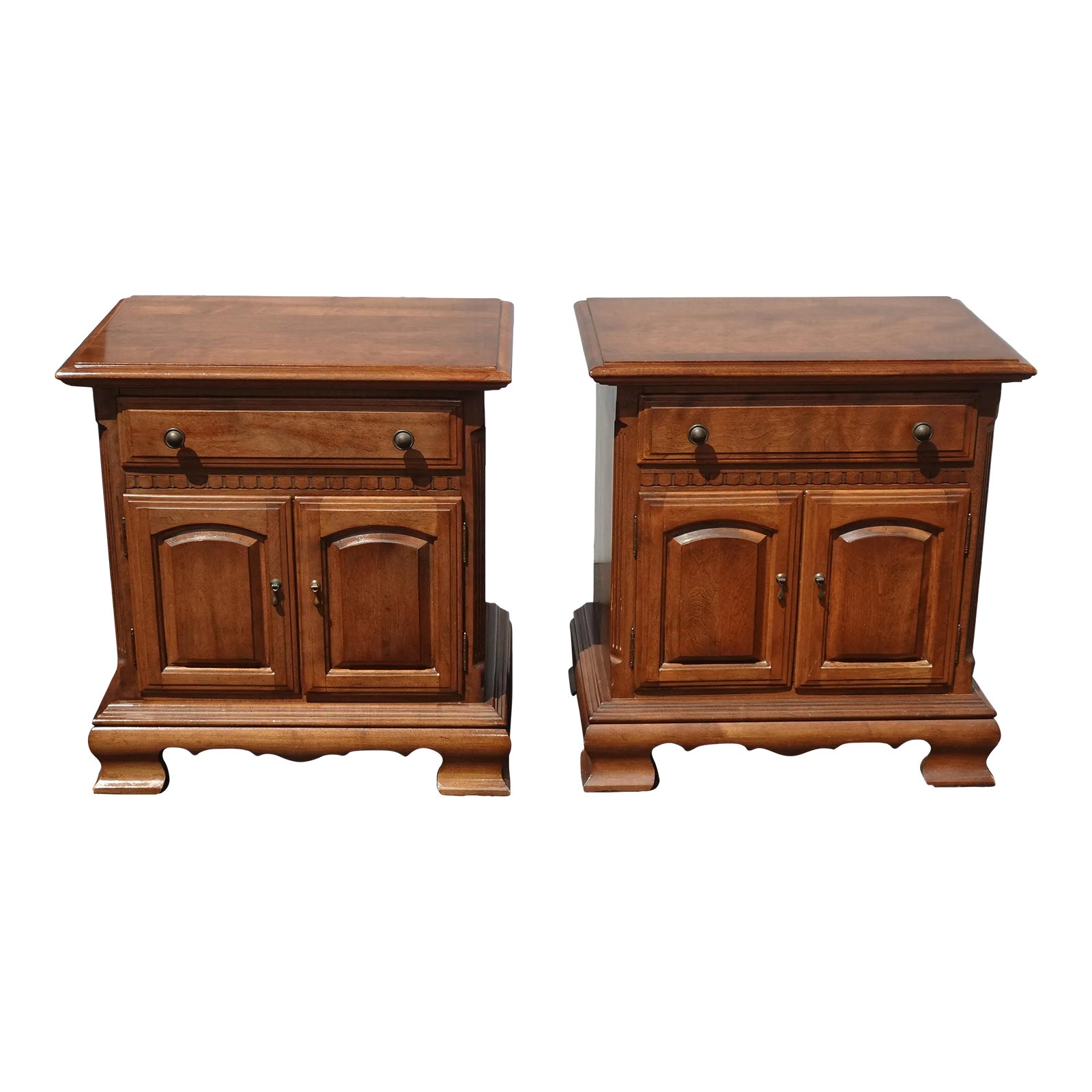 Pair Vintage Ethan Allen Maple Nightstands French Country | Chairish