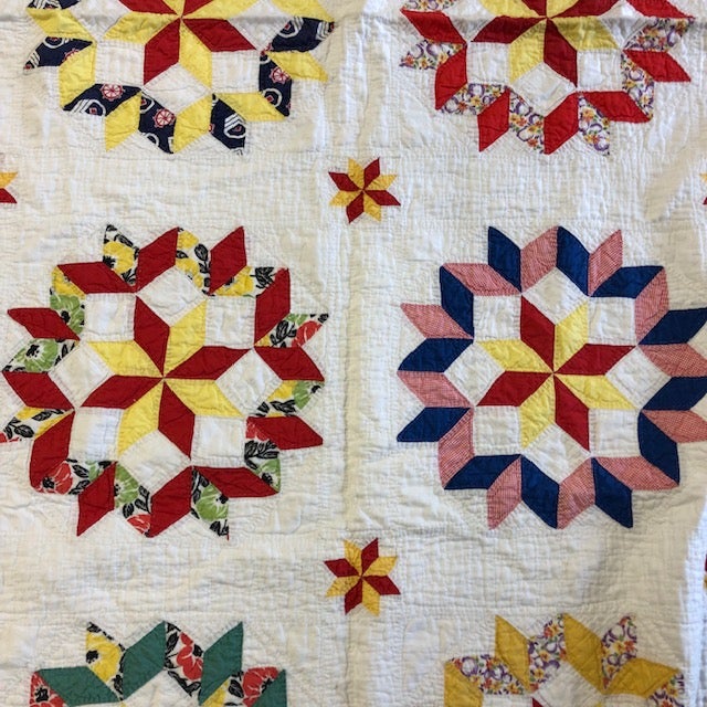 Early 20th Century American Quilt | Chairish