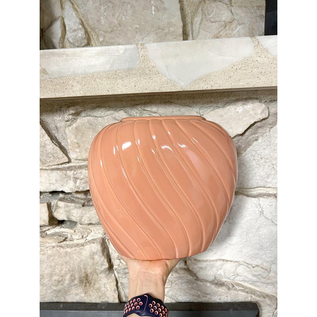 Vintage 1980s Blush Pink Art Deco Curvy Ceramic Pottery Vase | Chairish