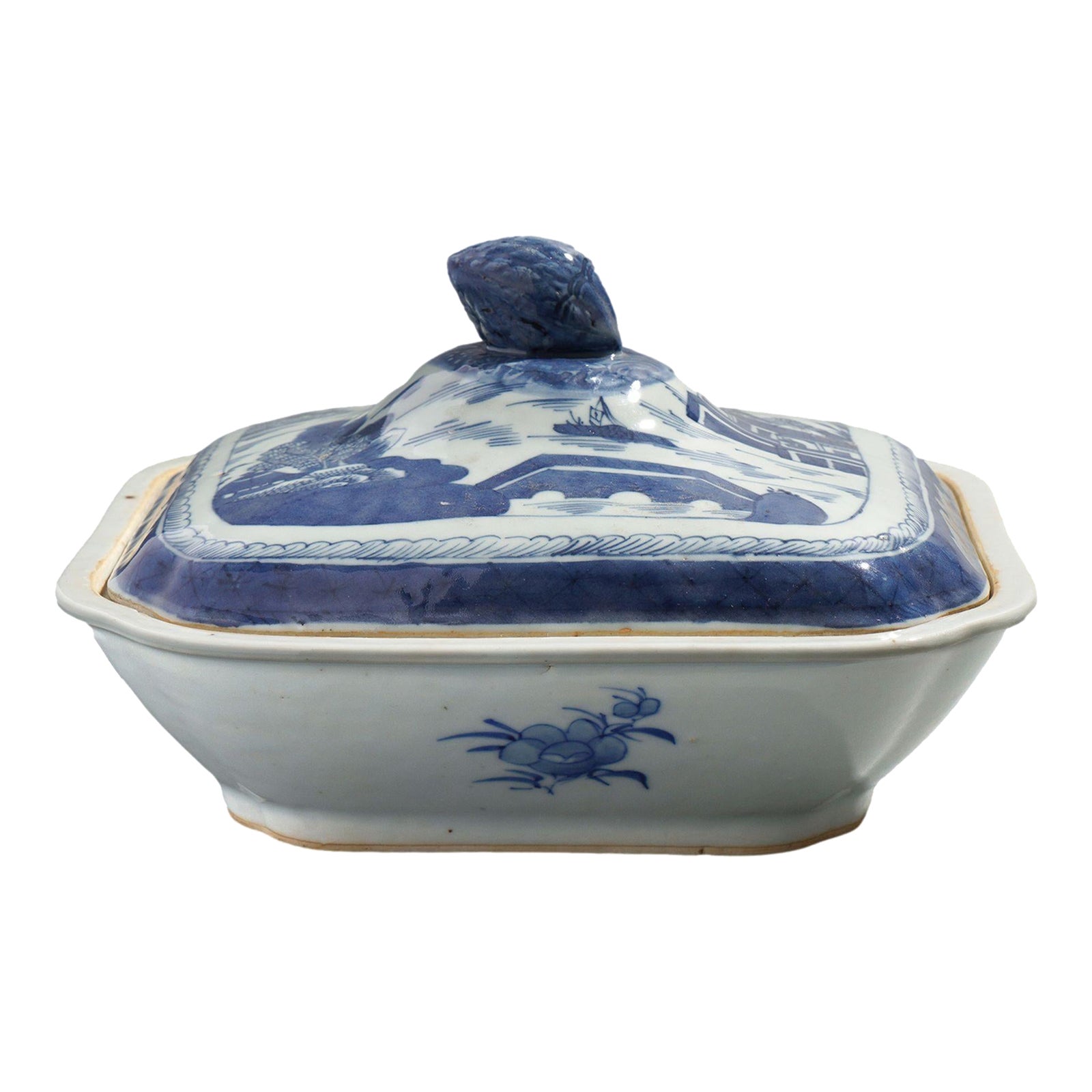 Chinese Canton Covered Porcelain Entree Dish, C. 1820-40 | Chairish