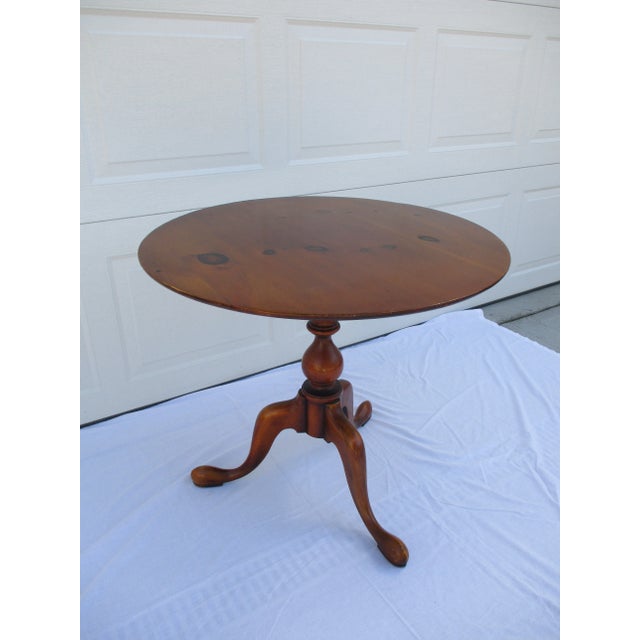 Vintage Round Queen Anne Knotty Pine Shop Original Side Table | Chairish