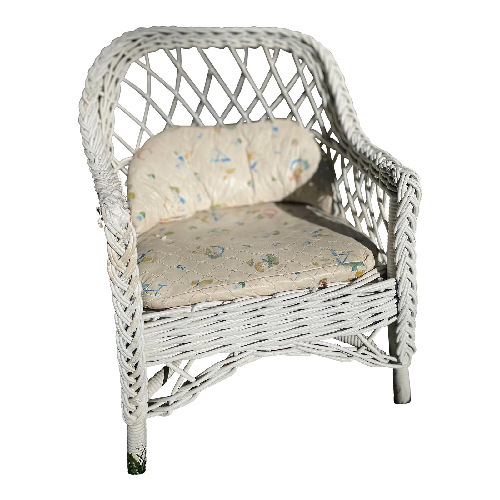 Early 20th Century Antique White Wicker Bar Harbor Child's Chair With ...