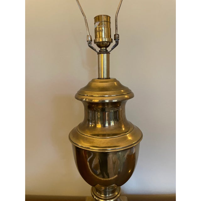Vintage Ethan Allen Brass Urn Table Lamp With Shade | Chairish