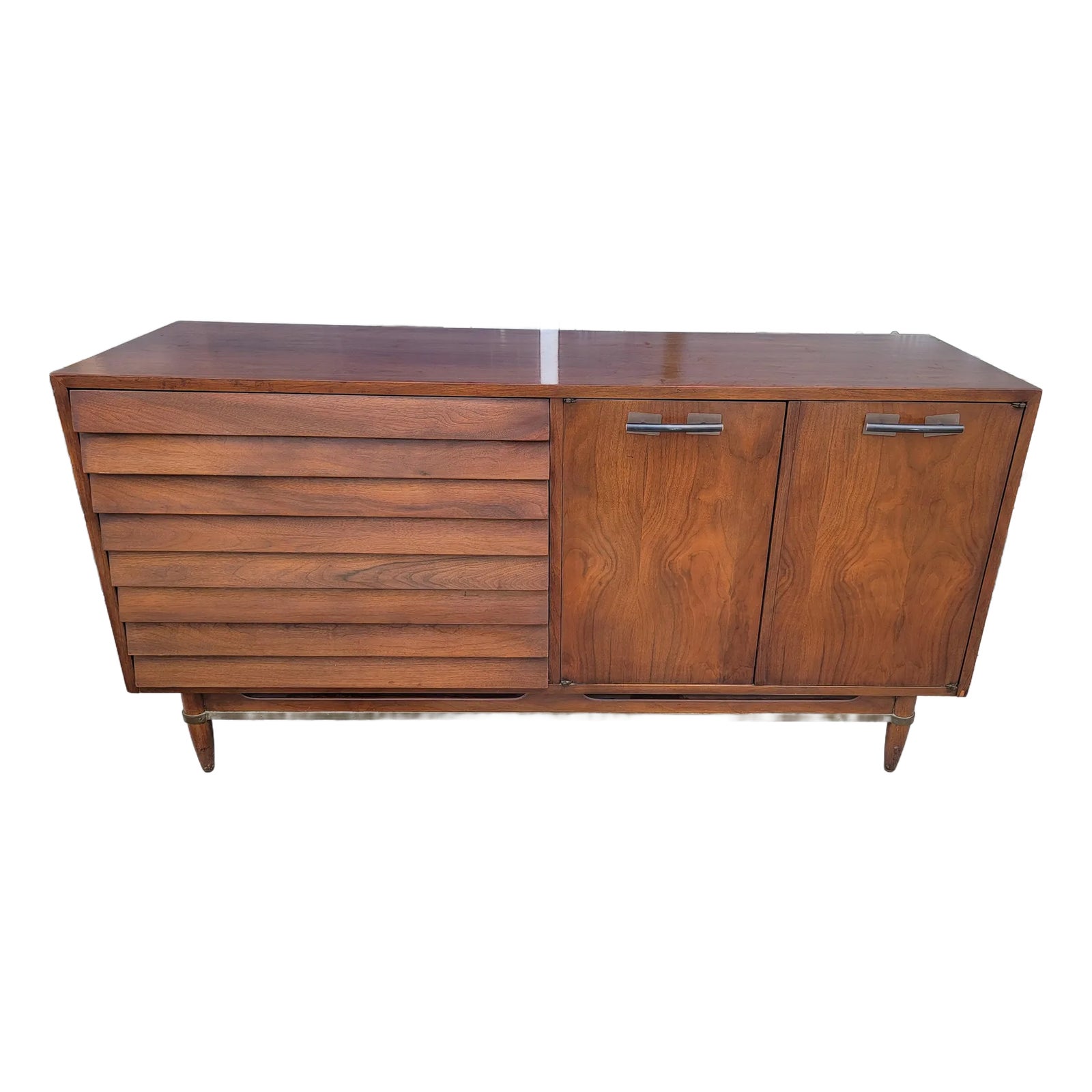 1960s American of Martinsville Server / Credenza/ Dresser | Chairish