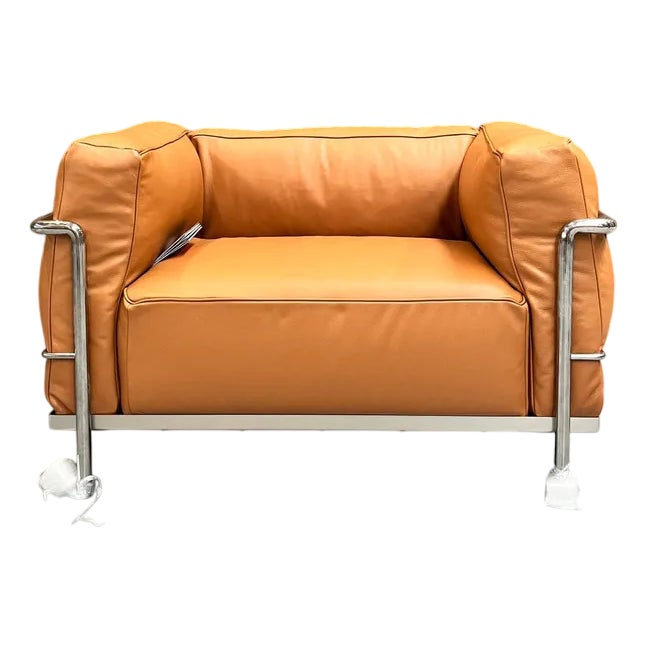 LC2 Lounge Chairs by Le Corbusier for Cassina, 2010s | Chairish