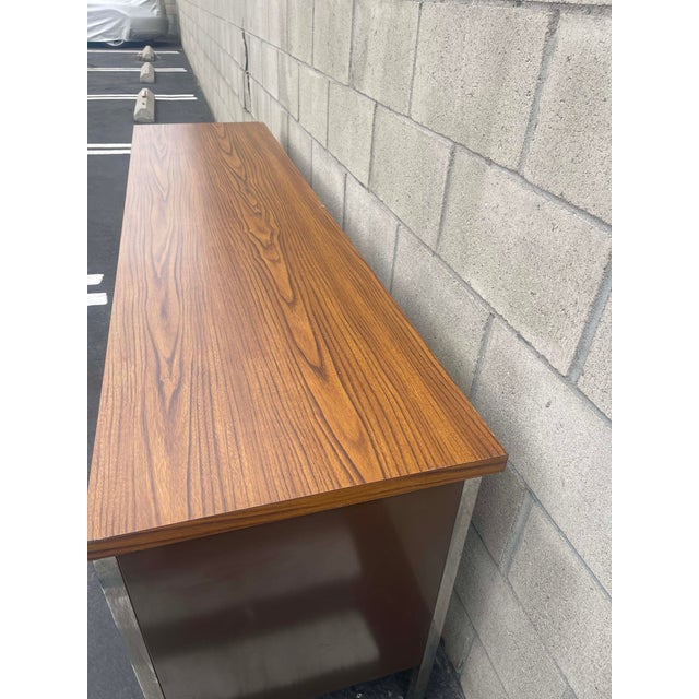 Mid-Century Modern McDowell & Craig Executive Desk – Floating Pedestal ...