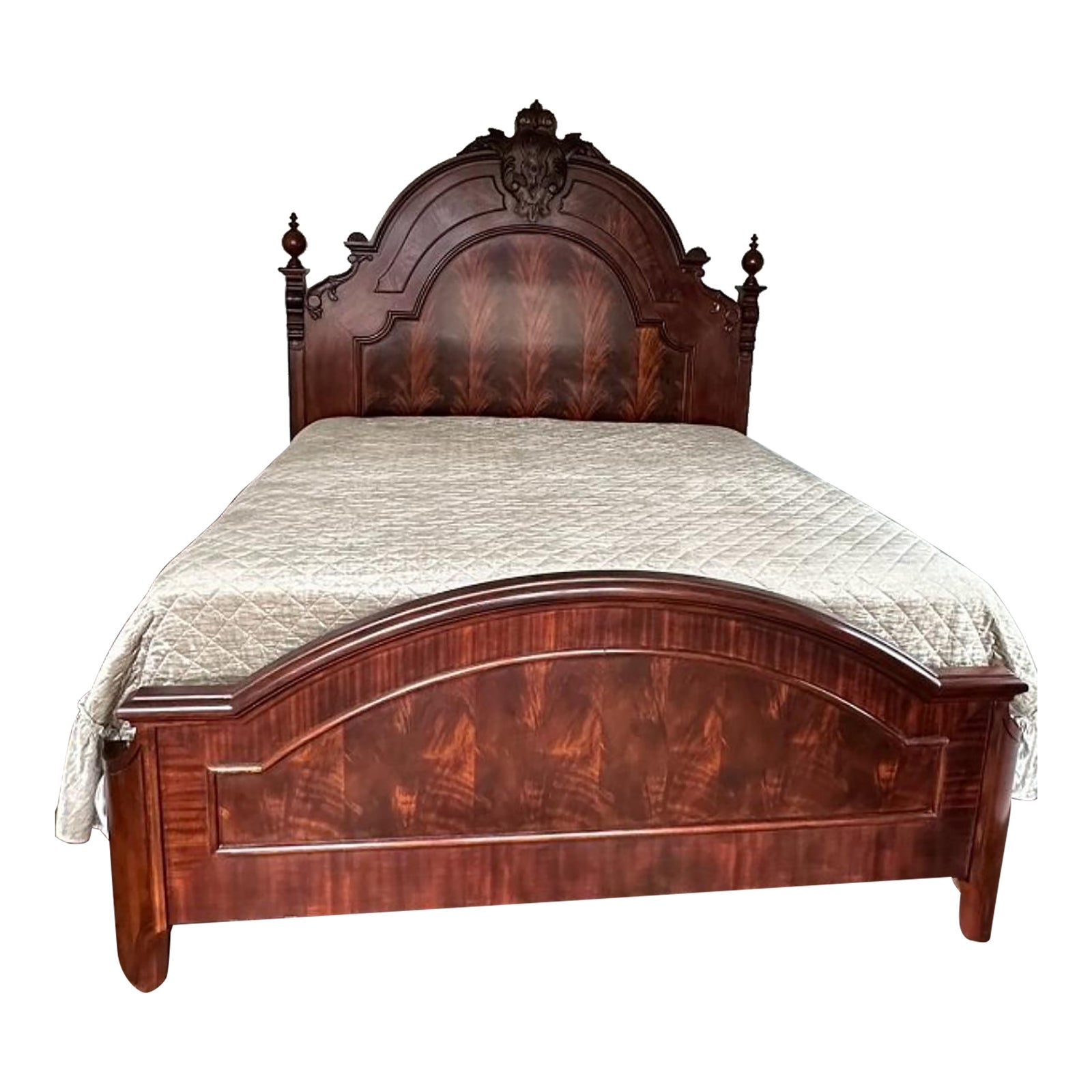 Henredon King Size Bed Frame | Chairish