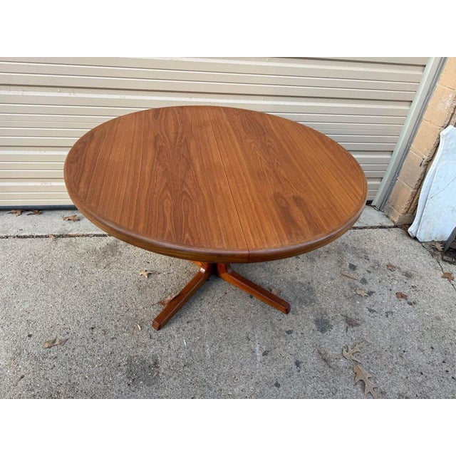 Mid Century Modern Pedestal Base Teak Round Expanding Dining Table W ...
