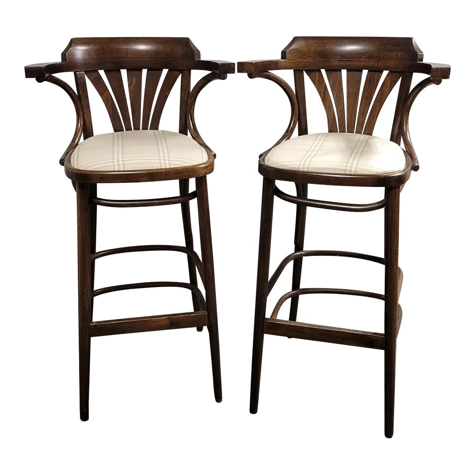 Vintage Bentwood Thonet Style Bar Stools Kitchen High Chairs ...