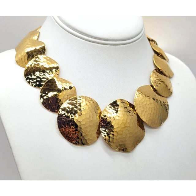 Vintage 1989 Signed Napier Graduated Goldtone "Hammered" Disc Necklace ...