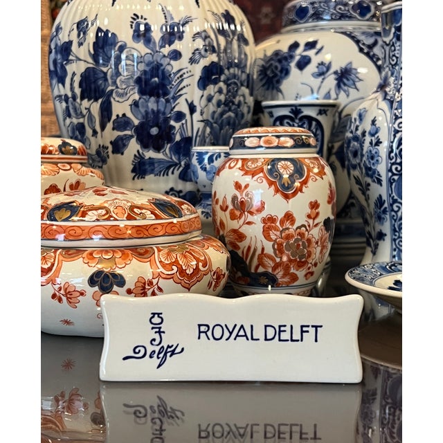 1990s Round Royal Delft DePorceleyne Fles Blue and White Plate | Chairish