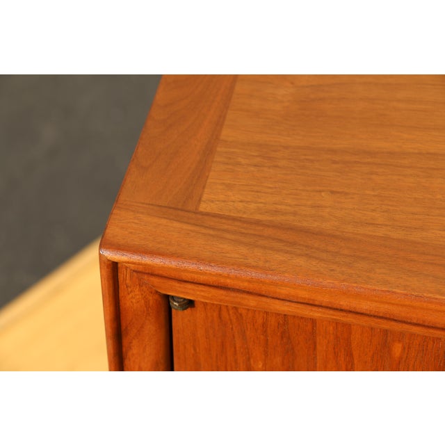 1960’s John Stuart Janus Collection Walnut 14-Drawers Dresser | Chairish