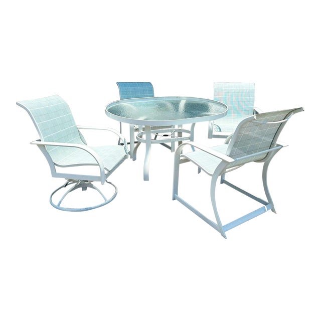 1990s Winston Outdoor Mesh and Aluminum Oval Dining Table & 4 Chairs ...