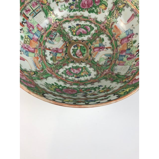 19th Century Chinese Rose Canton Family Rose Medalion Porcelain Chinese ...