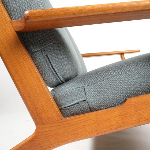 GE290 Two-Seater Sofa by Hans Wegner, 1960s | Chairish