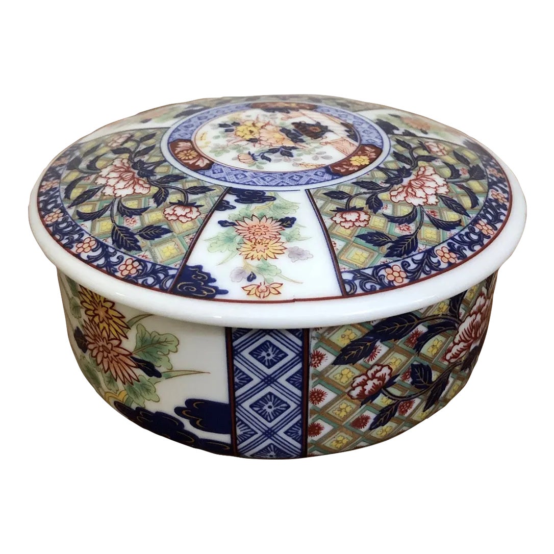Mid 20th Century Imari Japanese Lidded Round Porcelain Box | Chairish