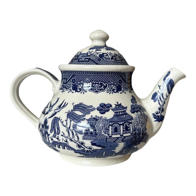 1990s Vintage Churchill China Blue Willow 5 Cup Teapot - England | Chairish