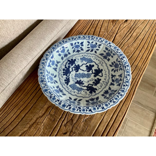 Vintage Japanese Export Large Blue and White Decorative Scalloped Edged ...