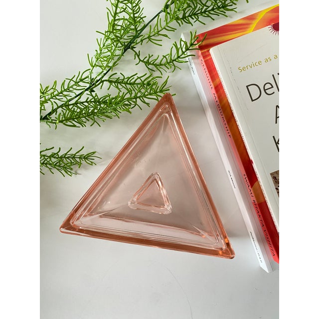 1940s Vintage Triangle Lidded Pink Depression Glass Container | Chairish