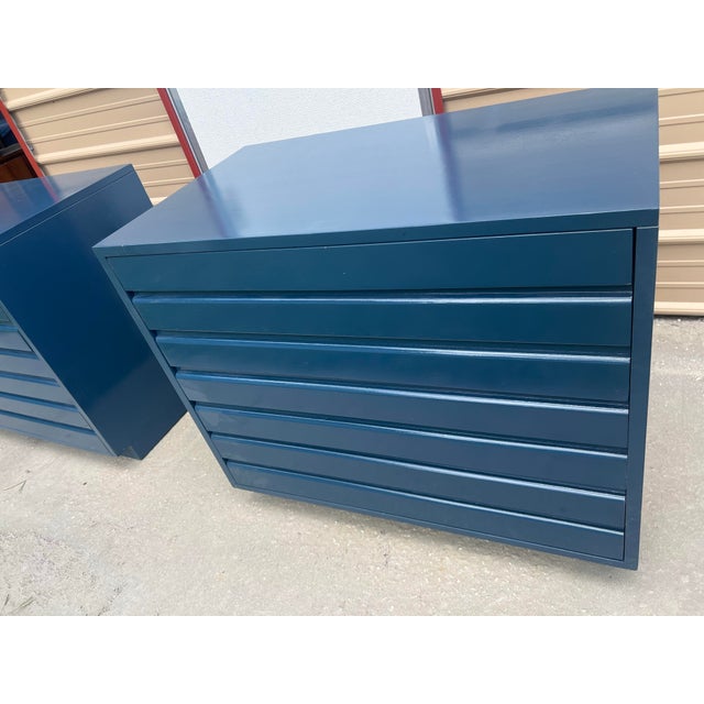 Vintage Sligh Mid-Century Hague Blue Lacquered Bachelors Chests ...
