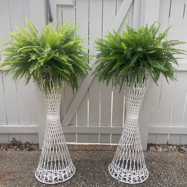 Vintage Russell Woodard Mid Century Spun Fiberglass Tall Fern Stands, a ...