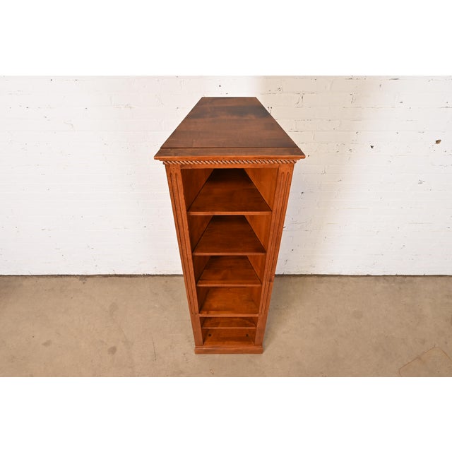 Ethan Allen Shaker Arts & Crafts Maple Corner Bookcase or Display ...