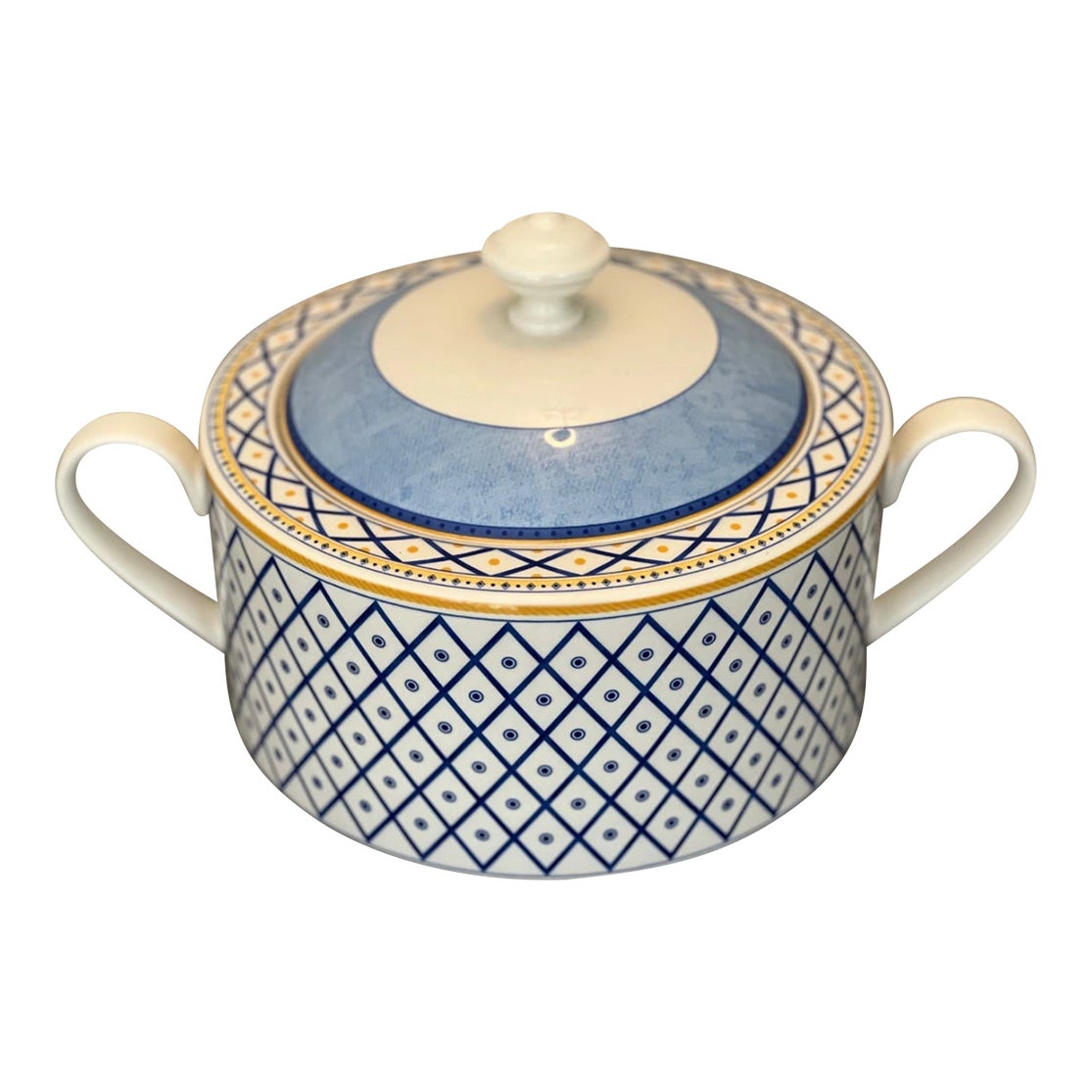 1990s Villeroy & Boch Perpignan 8" Covered Vegetable Dish | Chairish