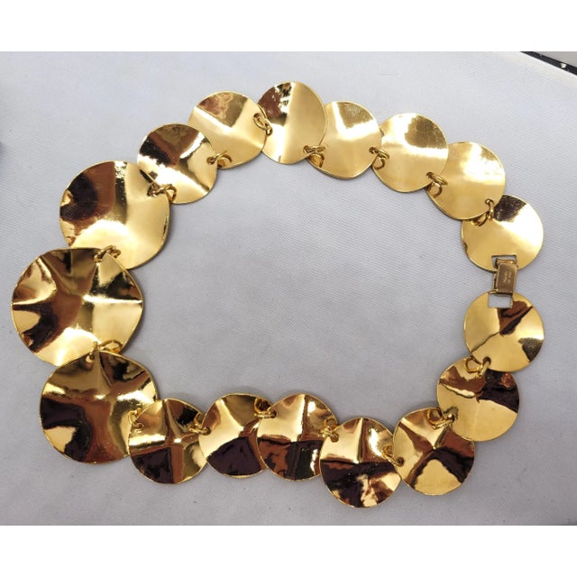 Vintage 1989 Signed Napier Graduated Goldtone "Hammered" Disc Necklace ...