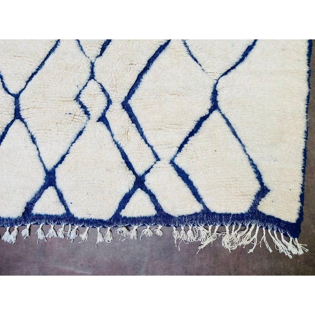 Moroccan Beni Ourian Rug-5′1″ × 8′1″ | Chairish