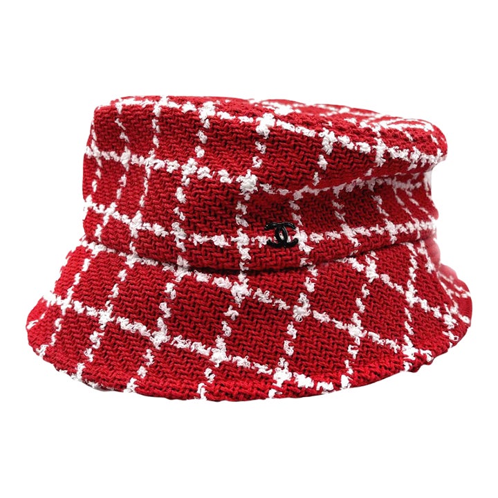 Chanel Nwt 23C Runway Red White Fantasy Tweed Medium Bucket Hat Medium ...