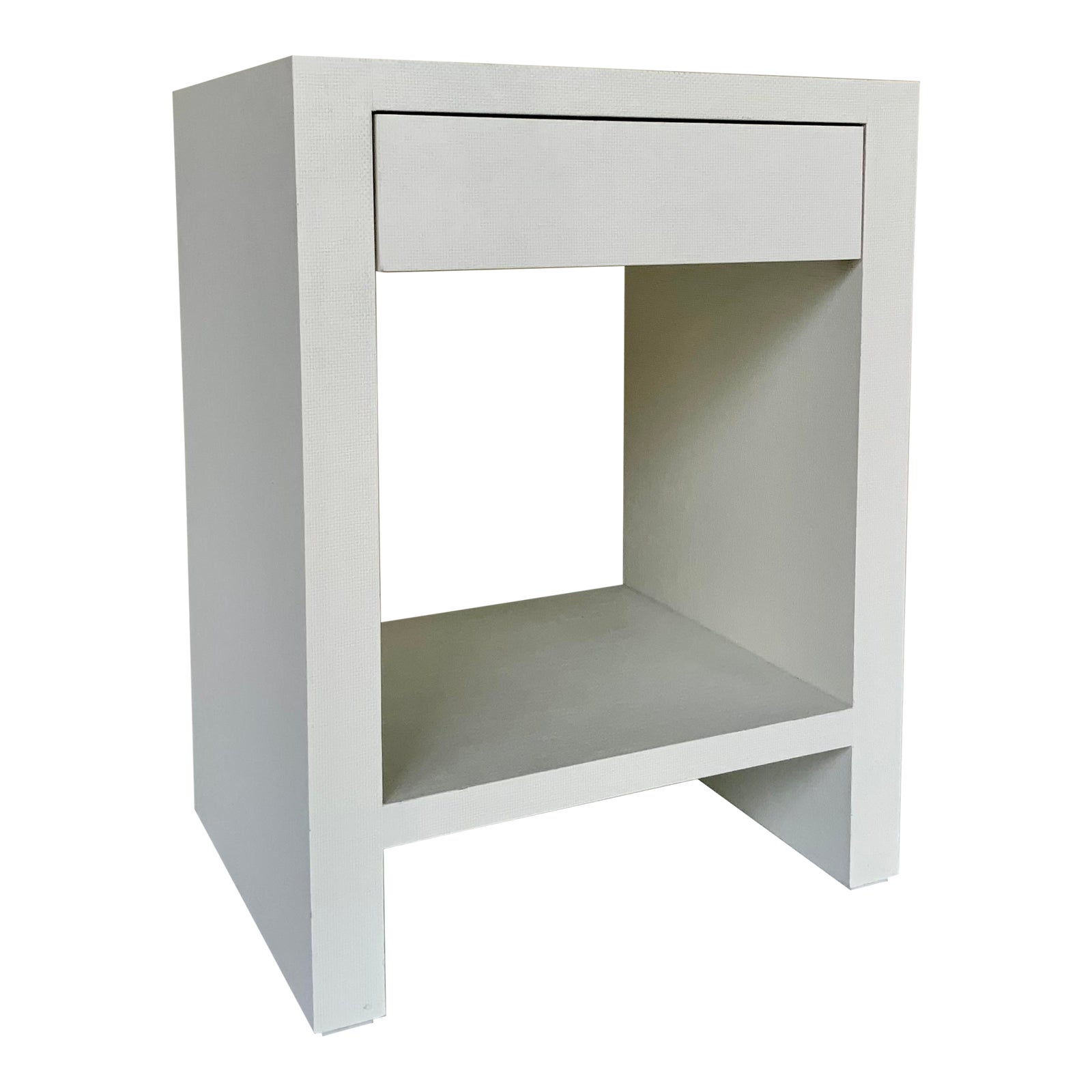 Villa & House Modern White Lacquered Grass Cloth Morgan Side Table ...