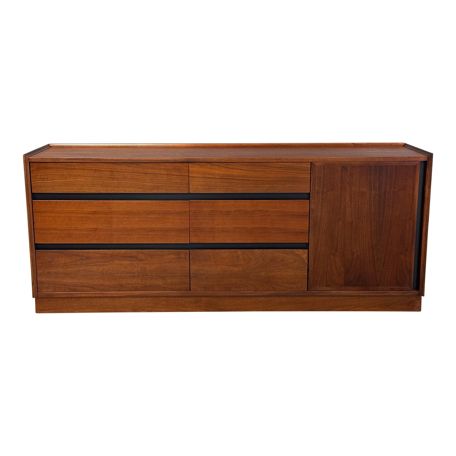 1960s Refinished Dillingham Esprit Walnut Dresser | Chairish