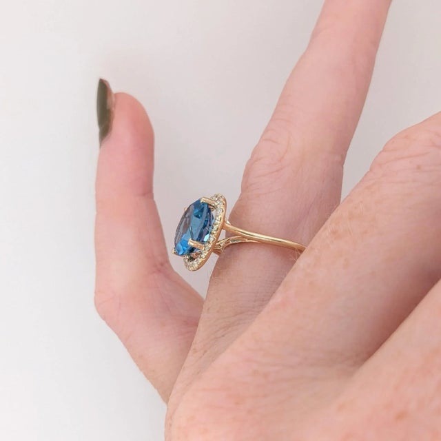 4 4ct Glam Swiss Topaz Ring With Earth Mined Diamonds In 14k Yellow
