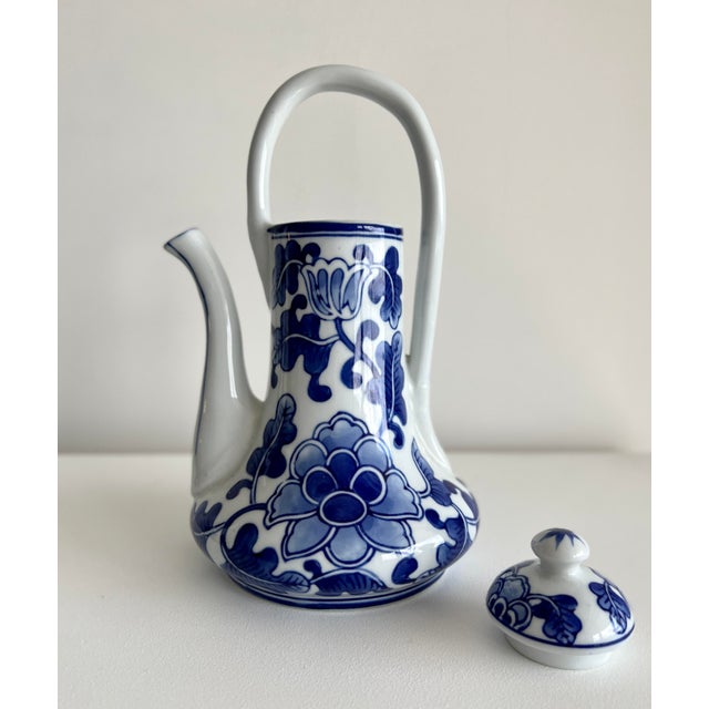 Vintage Seymour Mann Blue & White Teapot | Chairish