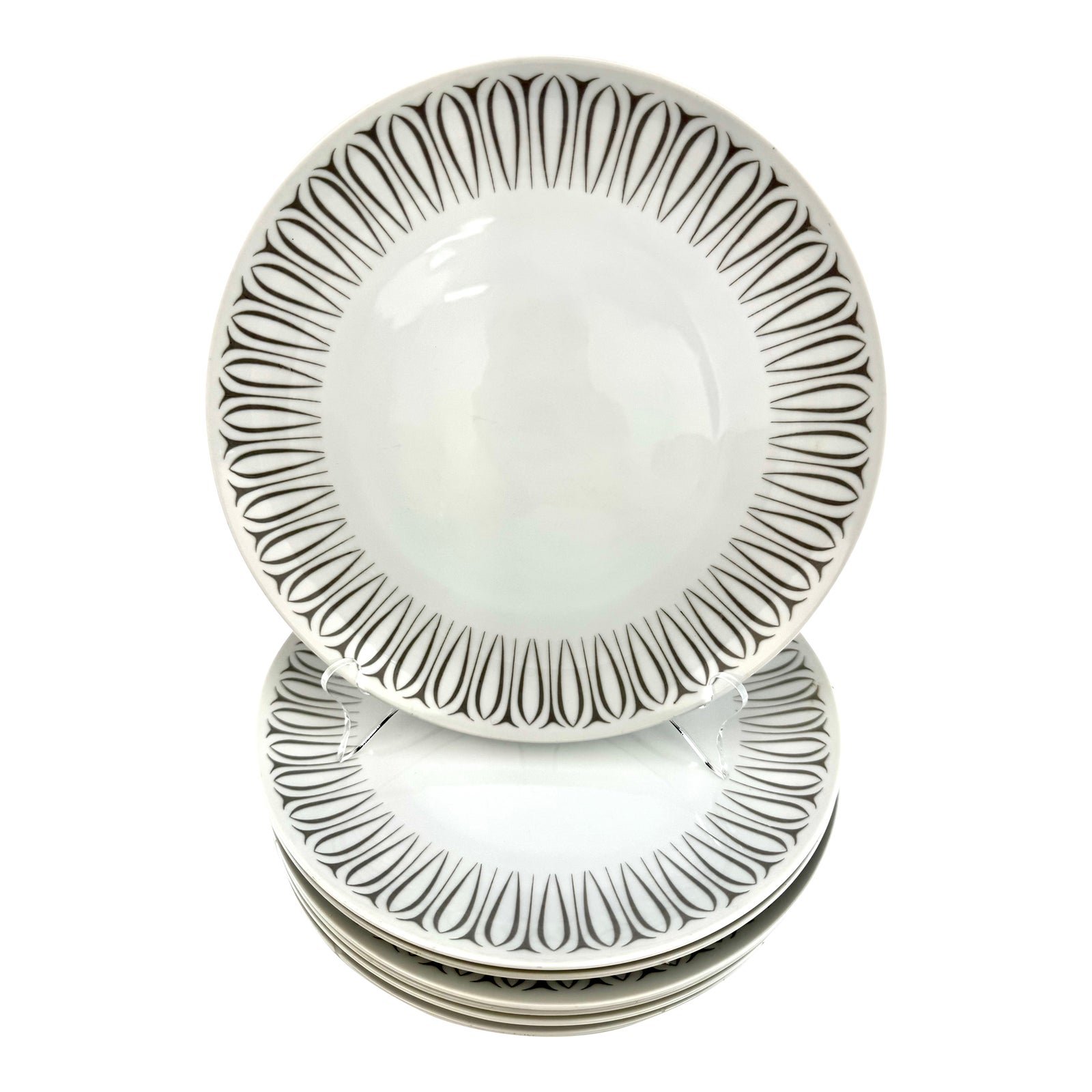 Vintage Mid Century Narumi Japan Dinner Plates- Set of 7 | Chairish