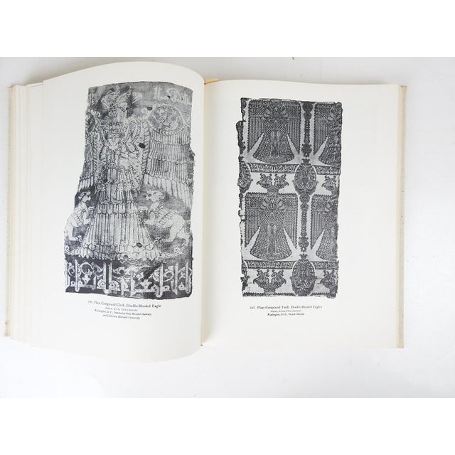 Two Thousand Years of Textiles the Figured Textiles of Europe and the ...