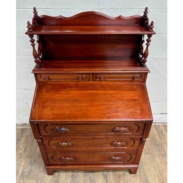 Vintage Davis Cabinet Co Lillian Russell Victorian Style Walnut ...