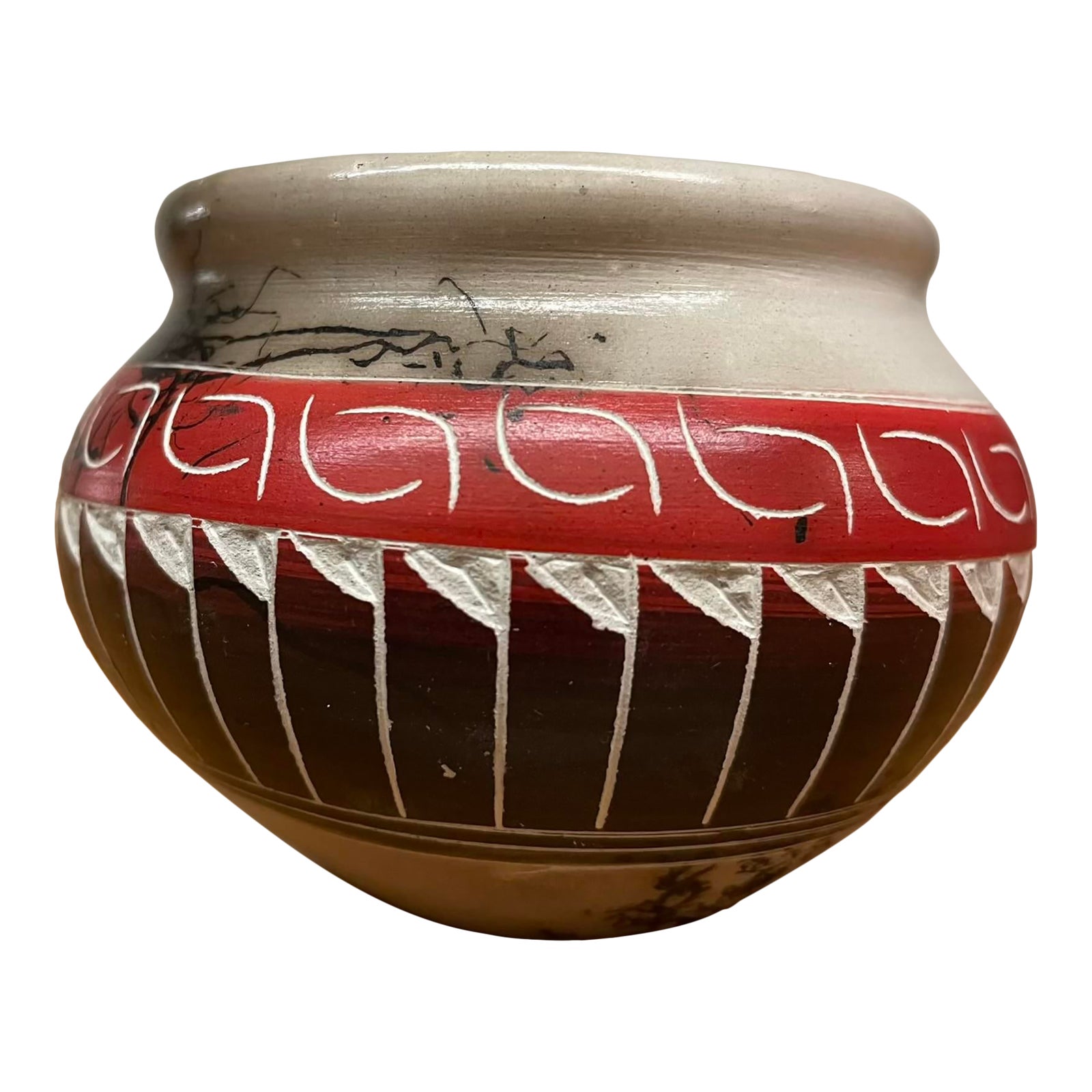 Miniature Navajo Horsehair Pottery Jar - Signed Carol Benally | Chairish