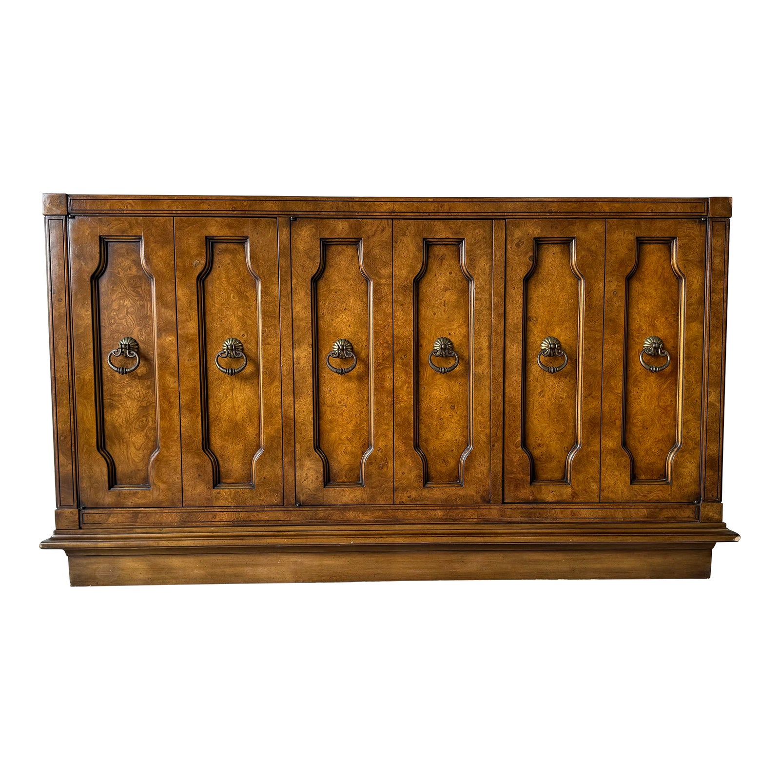 70's Hollywood Regency Burl Wood Buffet by Mastercraft Furniture ...