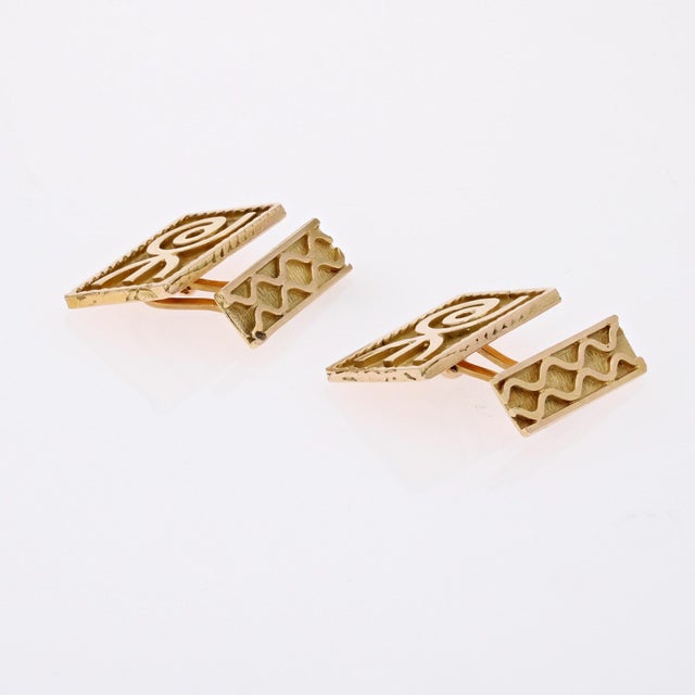 French 1970s 18 Karat Yellow Gold Retro Cufflinks - 2 Pieces | Chairish