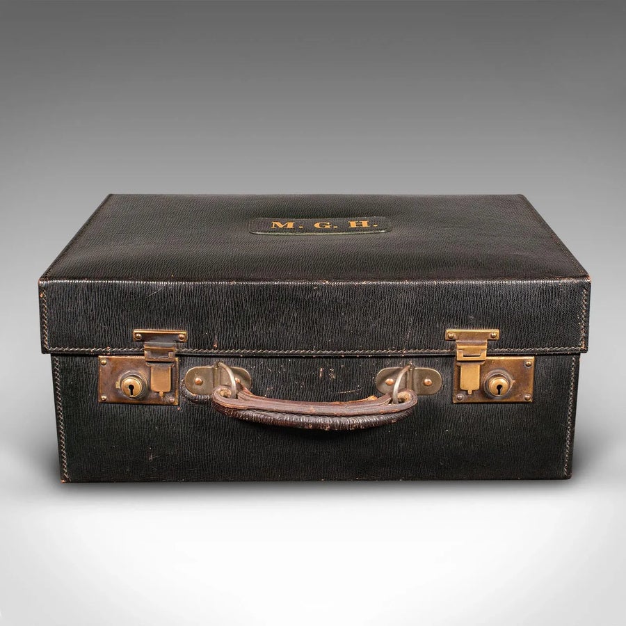 antique vanity case