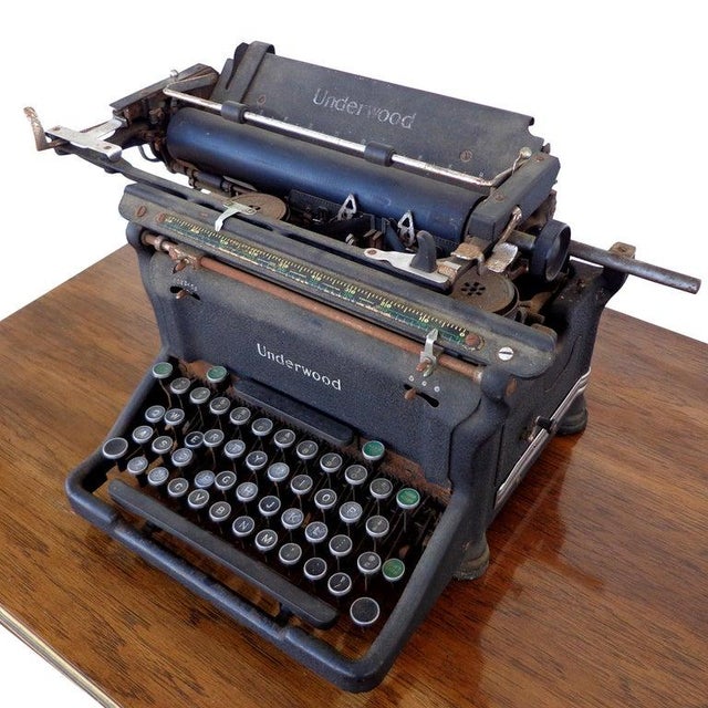 1940s Underwood Vintage Manual Typewriter | Chairish