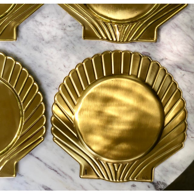 1980s Scallop Shell Polished Brass Chargers- Set of 4 | Chairish